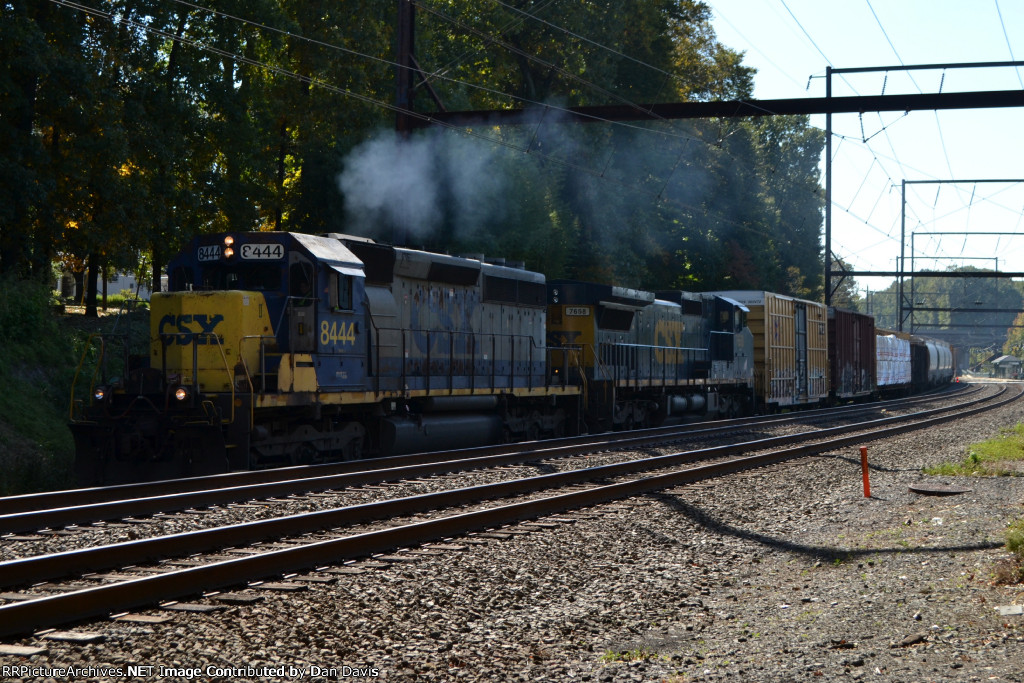 CSX SD40-2 8444 leads Q300-15